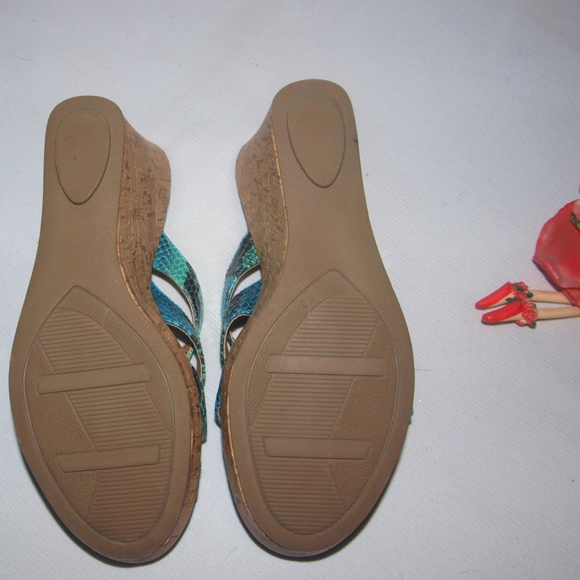 Fashion Bug | Shoes | Fashion Bug Wedge Sandals Snakeskin Aqua Size 65m ...
